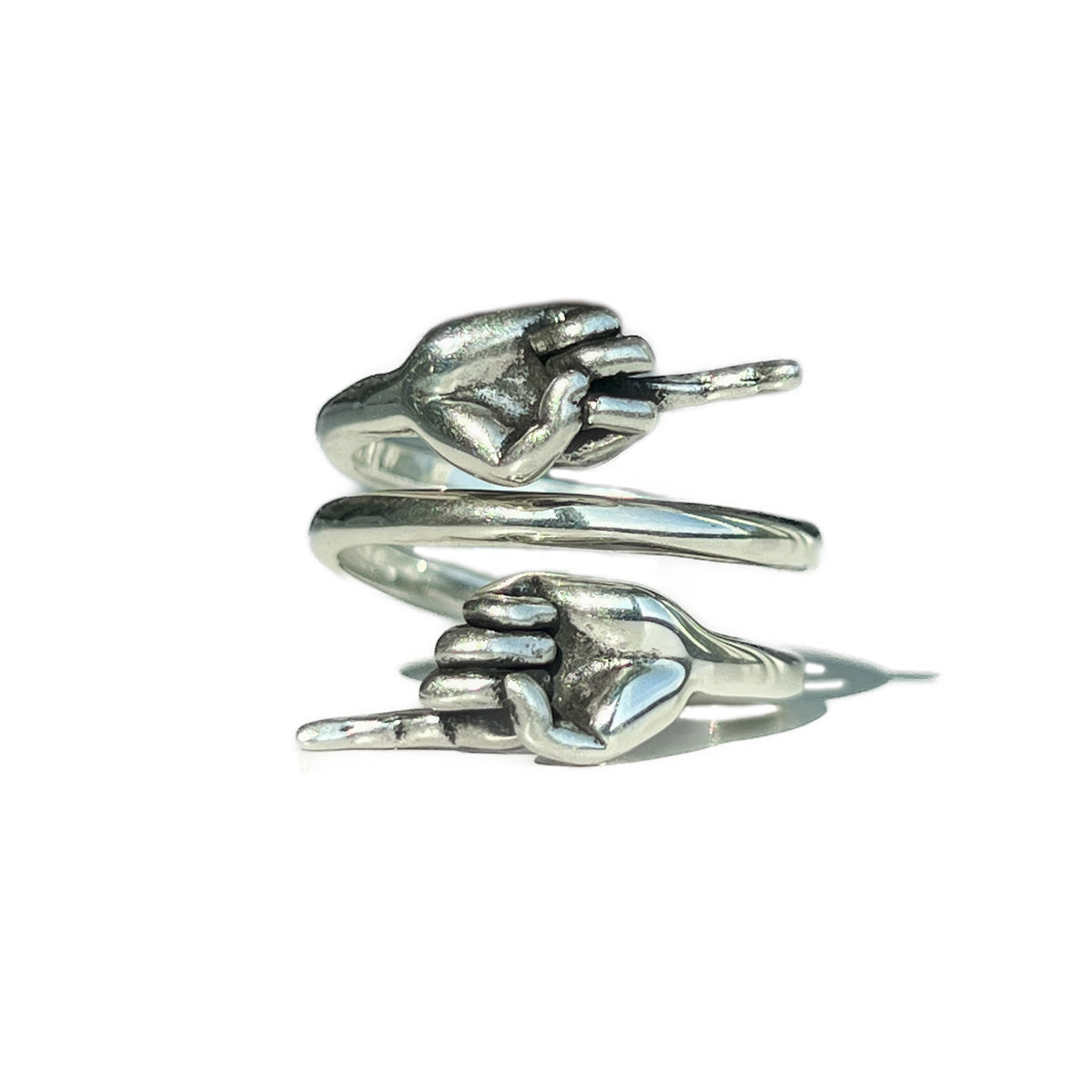 Pointing Middle Finger Ring– Brittany Cohen